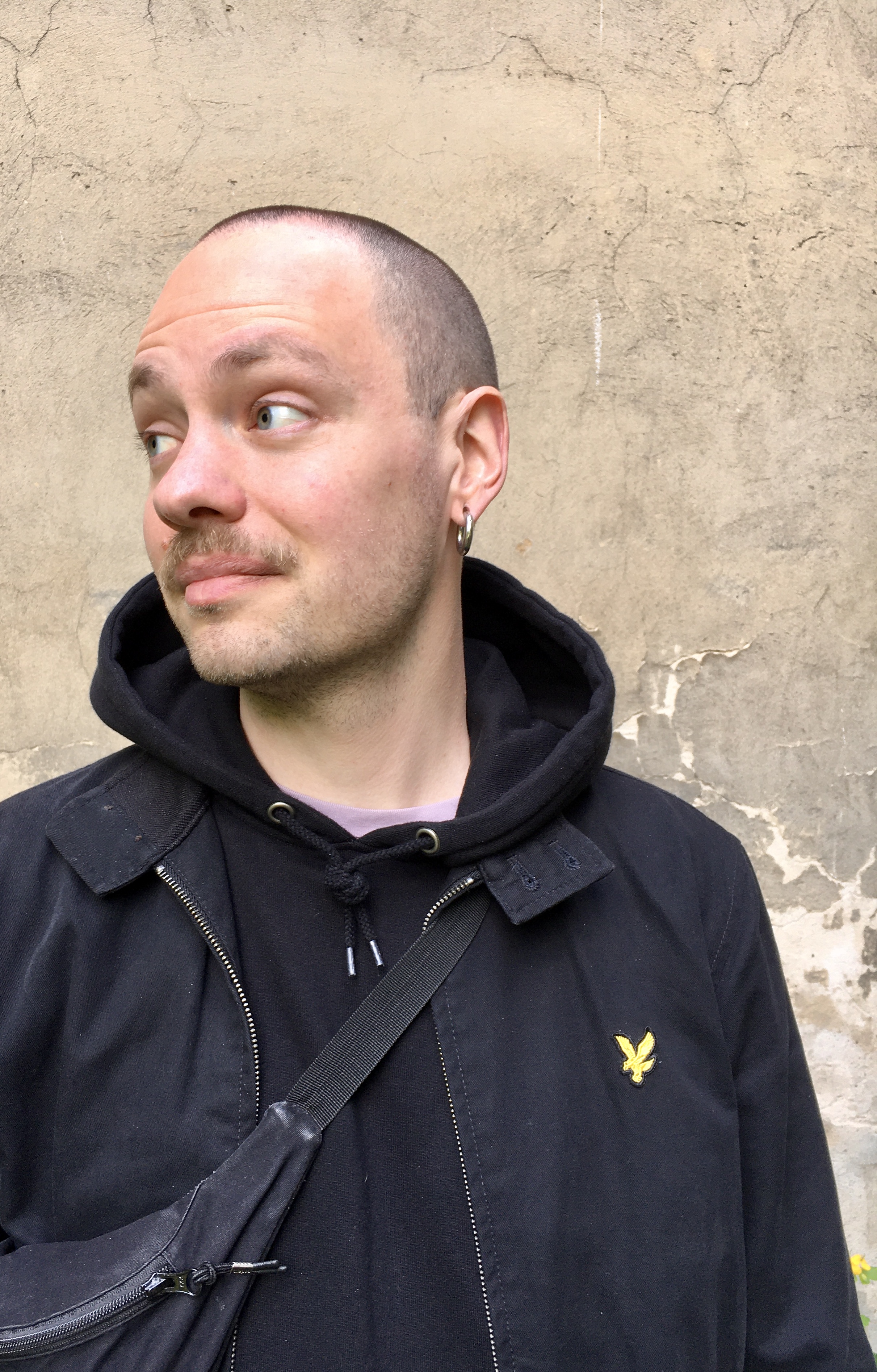 Philipp Böhm: Ich bin Autor und arbeite für die Berliner Lettrétage ...